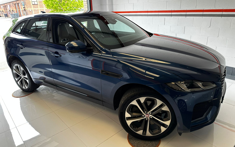 2021 (71) Jaguar F-PACE 2.0 P400e 17.1kWh R-Dynamic HSE Auto AWD ...
